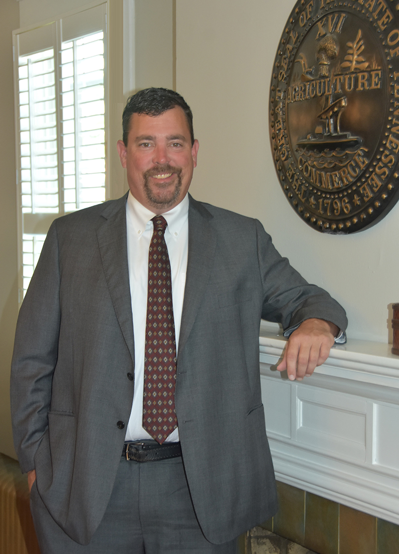 Burch announces candidacy for Circuit Court Judge – Thunder Radio